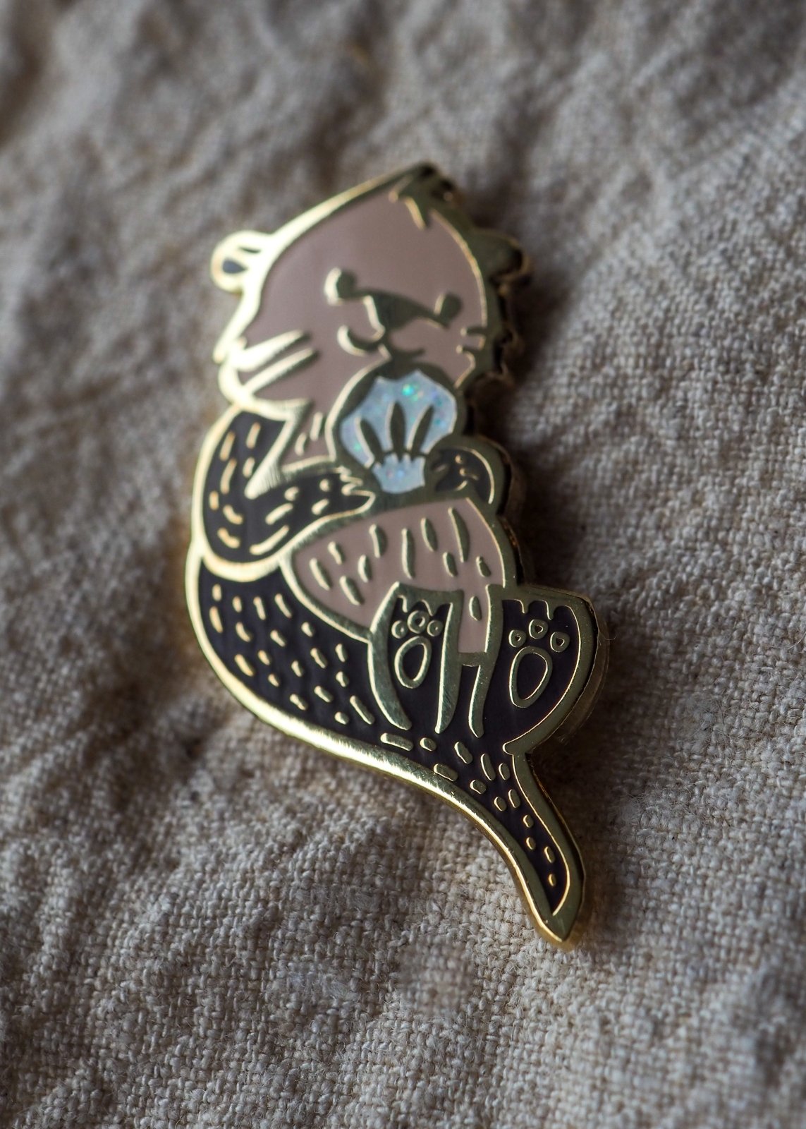 Sea Otter - White Shell - Lapel Pin– LanaBetty